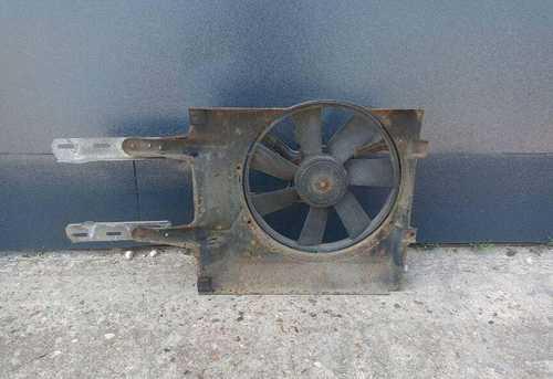 Диффузор радиатора Volkswagen Passat B4 1.8 1994