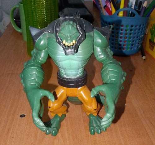 Фигурка мутант