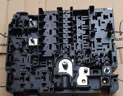BSM Peugeot блок предохранителей 9808959080