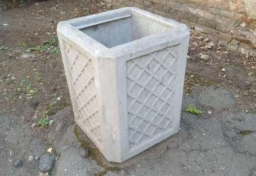 Урна уличная бетонная