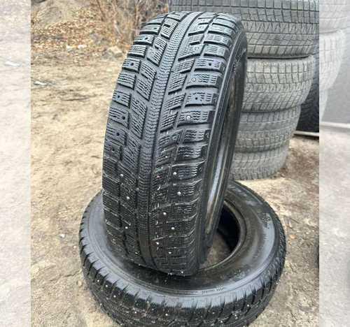 Kumho I'Zen KW22 205/70 R15 96T