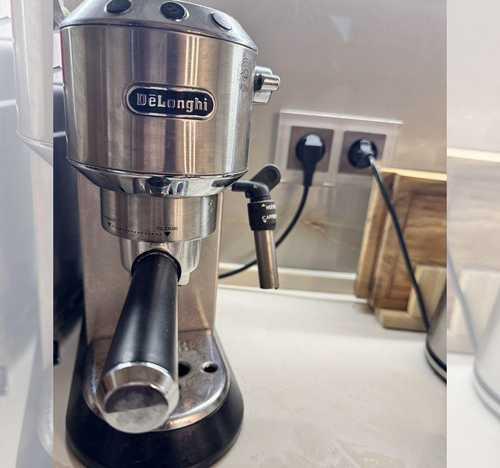 Кофемашина delonghi ec 685