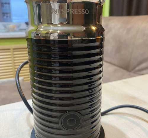 Капучинатор Nespresso Delonghi
