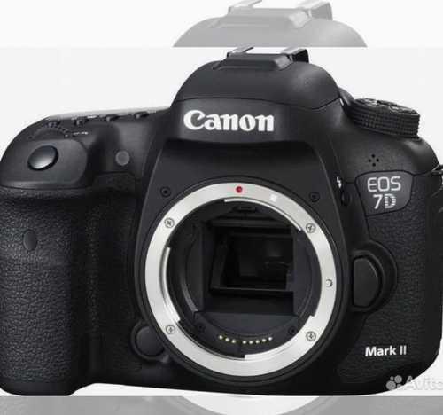 Фотоаппарат Canon EOS 7D Mark II Body