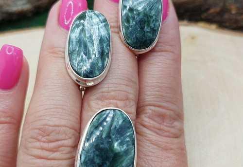 Серебряное кольцо с серафинитом