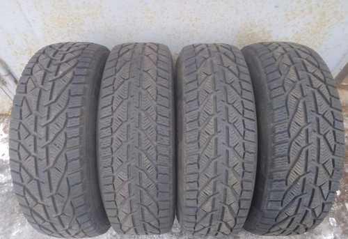 Kormoran Snow 205/65 R16 95H