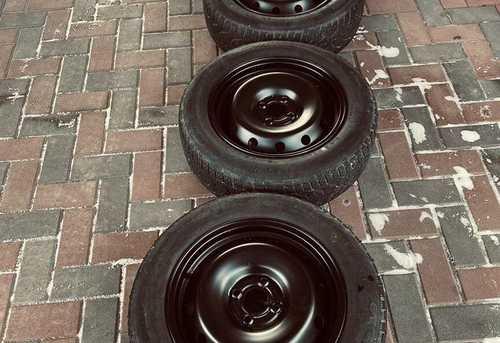 Колеса зимние 185 65 r15 зимние на весту ларгус