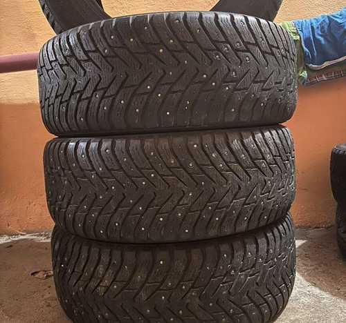 Nokian Tyres Hakkapeliitta 8 SUV 265/60 R18 114T