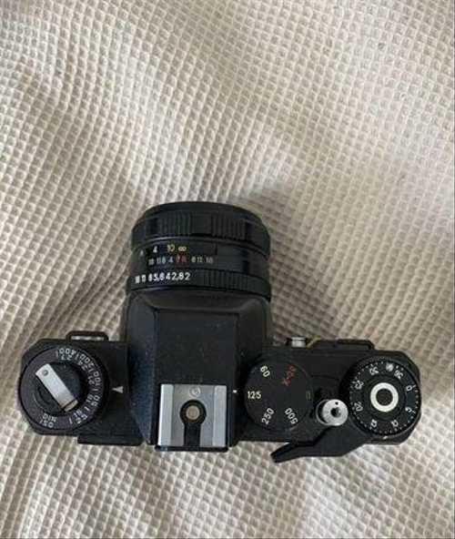 Пленочный фотоаппарат zenit