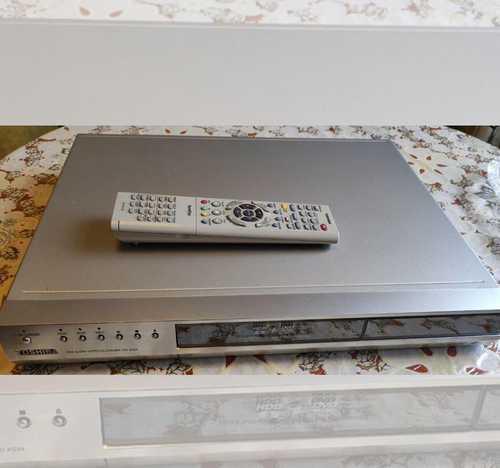 DVD hdd рекордер toshiba RD-XS34