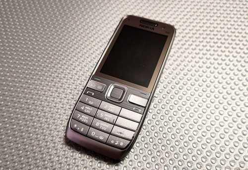 Nokia E52