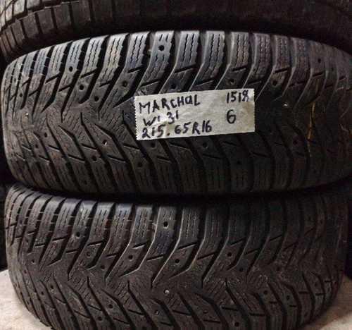 Marshal WinterCraft Ice WI32 215/65 R16