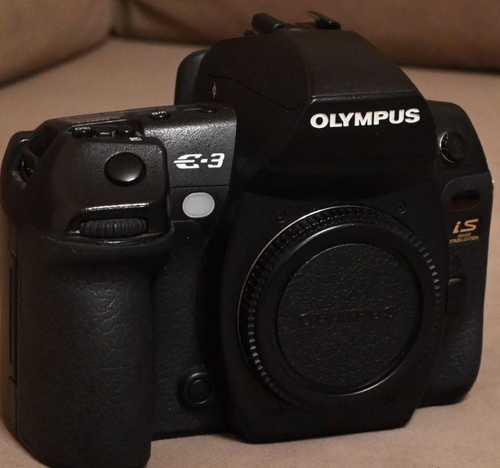 Зеркальный фотоаппарат Olympus E-3 body