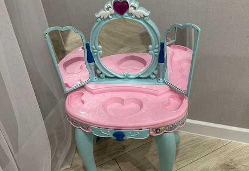 Туалетный столик для девочки