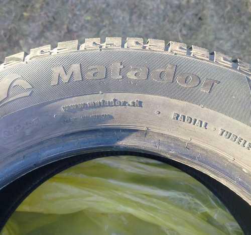 Matador MP 92 Sibir Snow 215/65 R16