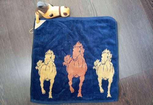 Детское полотенце с головой лошади