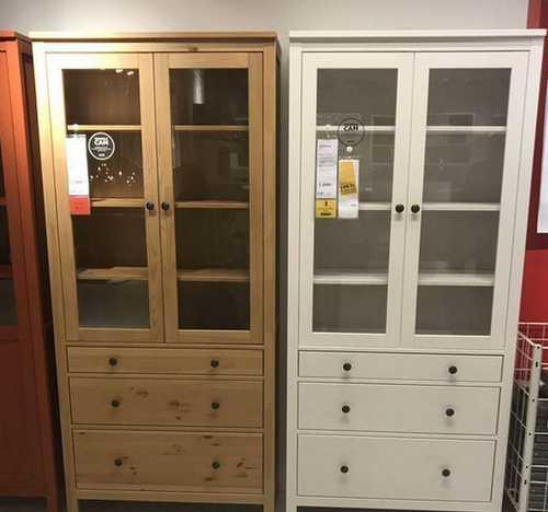 Стеклянный шкаф витрина IKEA Hemnes оригинал