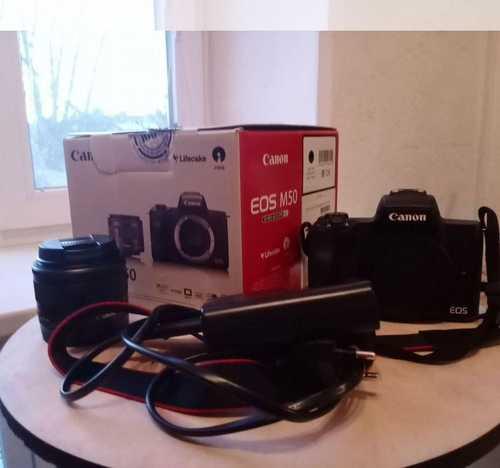 Фотоаппарат Canon EOS M50 Kit