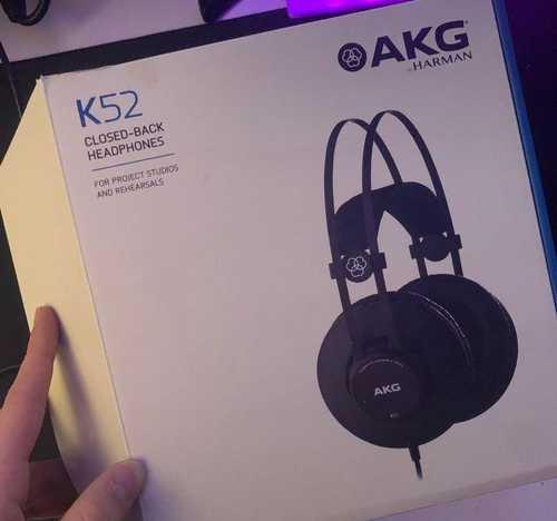 Студийные наушники akg k52