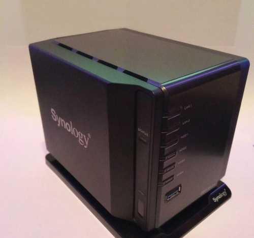 Сетевое хранилище (NAS) Synology DS416Slim