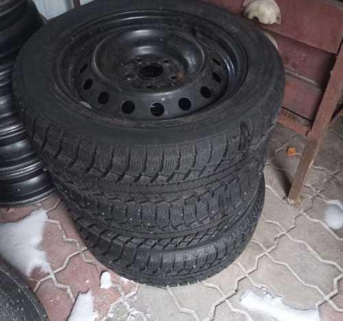 Toyo 310 205/55 R16