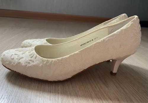 Туфли белые свадебные, размер 37,5-38