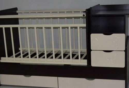 Кроватка детская-комод-пеленальный столик