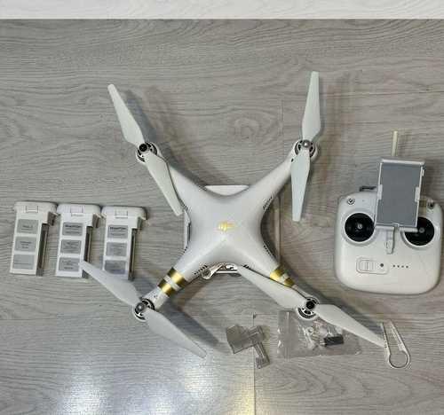 Квадрокоптер DJI phantom 3 SE   2 доп. Акб