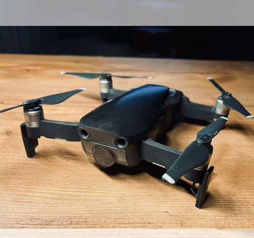 Квадрокоптер Dji Mavic Air