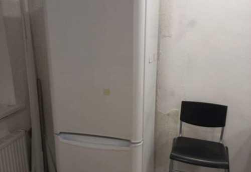 Холодильник бу indesit BA 20.025