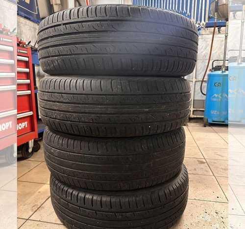 Dunlop Grandtrek PT3 215/65 R16 98H