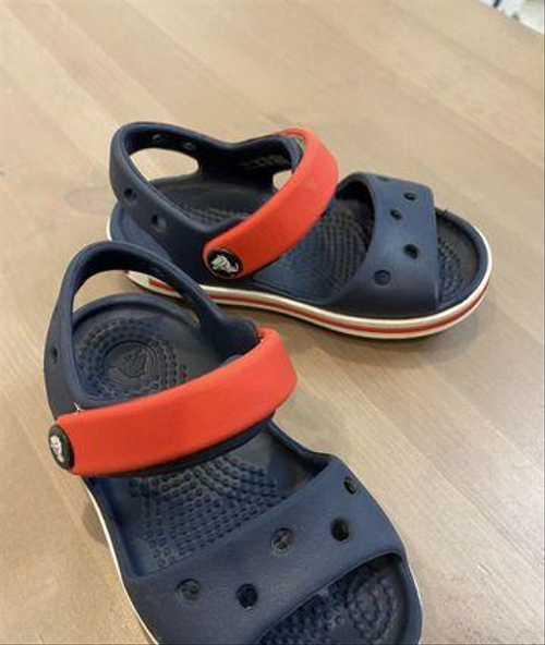 Сандали crocs c6