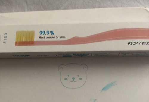 Детская зубная щетка Корея