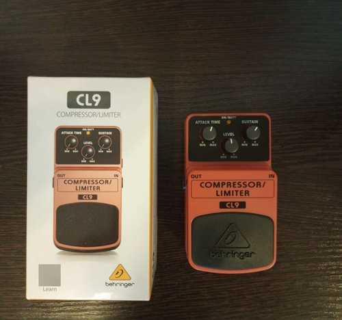 Педаль эффектов для гитары Behringer CL9