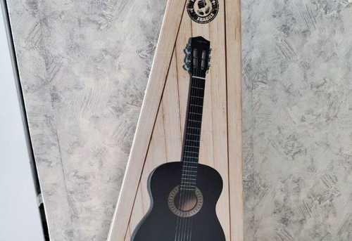Акустическая гитара Denn DCG390 BK
