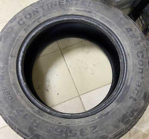 Continental Conti4x4Contact 235/65 R17 108