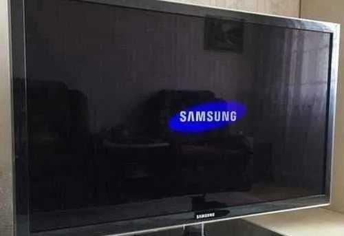 LED FullHD 100Гц телевизор Samsung 102см (40")