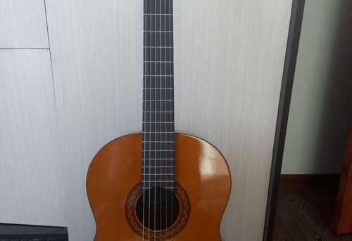 Гитара yamaha C40
