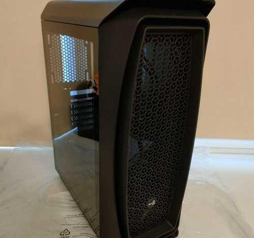 Корпус AeroCool Aero One Frost