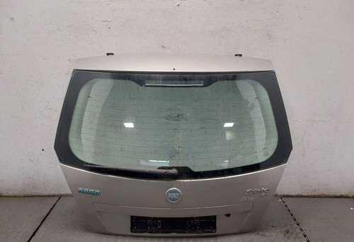 Подсветка номера Fiat Stilo, 2002