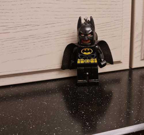 Брелок lego фонарик