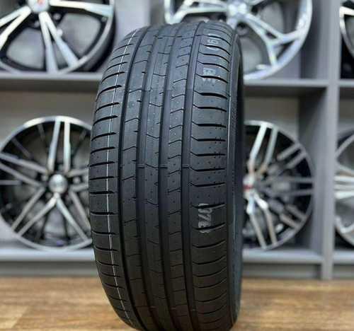 Pirelli P Zero PZ4 295/35 R21 107Y