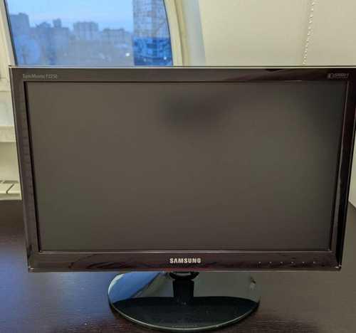 Монитор Samsung Syncmaster P2250