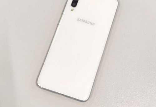 Телефон Samsung Galaxy A70 6/128гб NFC