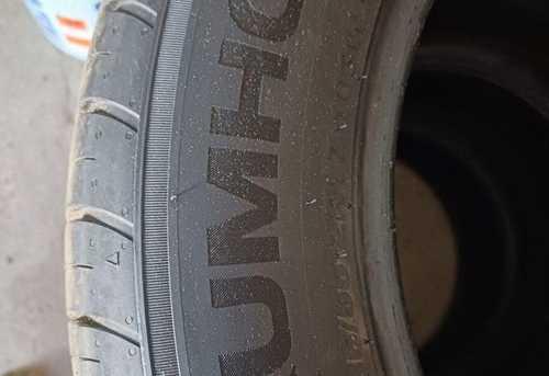 Kumho Ecsta HS52 235/55 R17