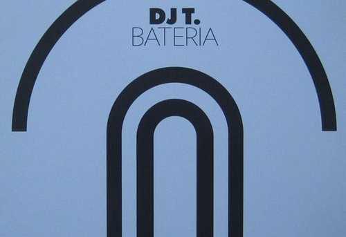DJ T. Bateria