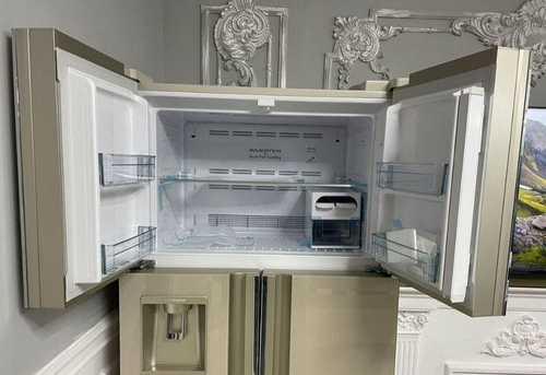 Холодильник двухкамерный Hitachi