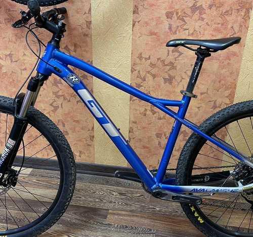 Велосипед GT Avalanche 27.5