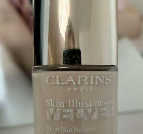 Тональный крем Clarins Skin Illusion Velvet 100.3N