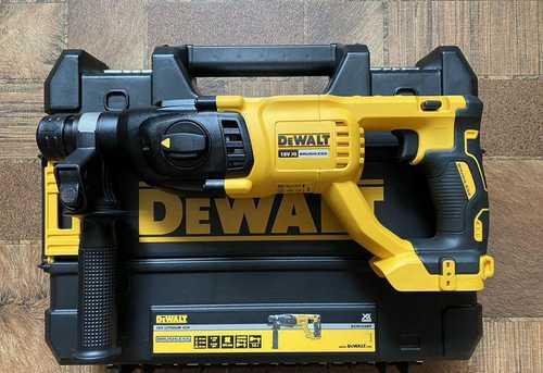 Перфоратор Dewalt DCH133NT